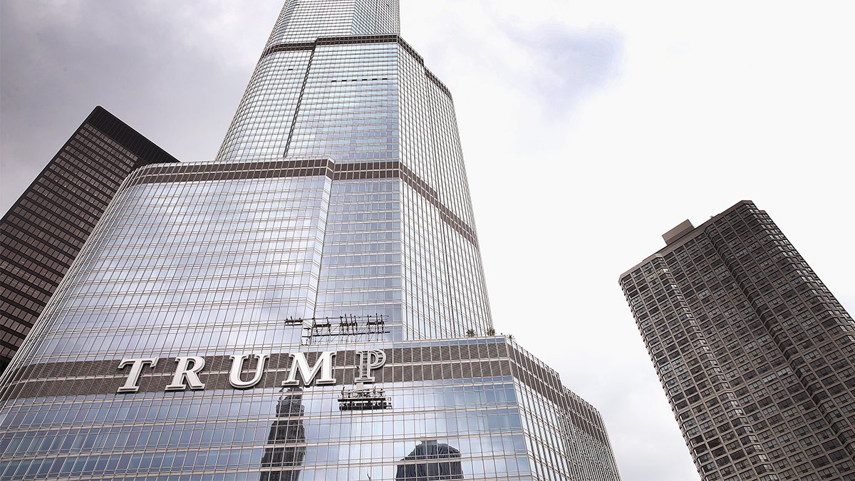 Marchan al Trump Tower por políticas migratorias del gobierno ...