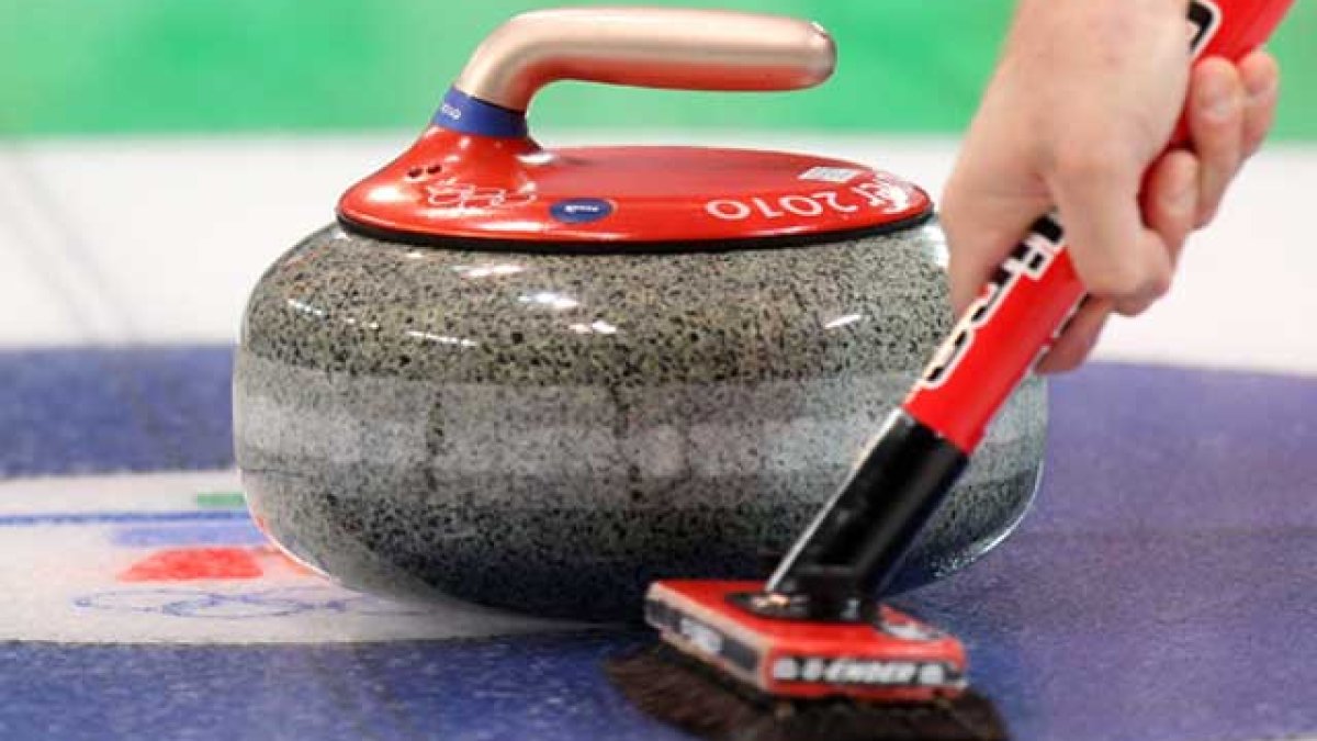 Aquí es donde puede ir para hacer curling en el área de Chicago ...