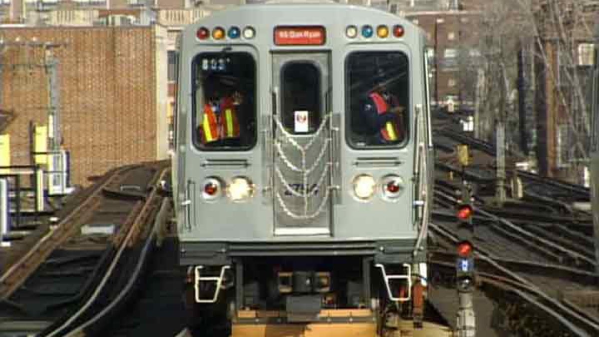 La CTA busca artistas para crear obras de arte en estaciones de trenes ...