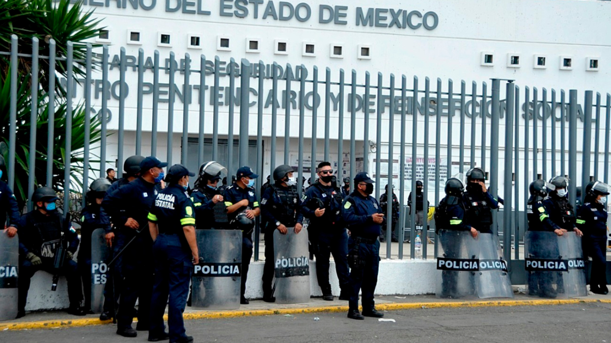 Familiares de presos irrumpen en cárcel mexicana tras una riña ...