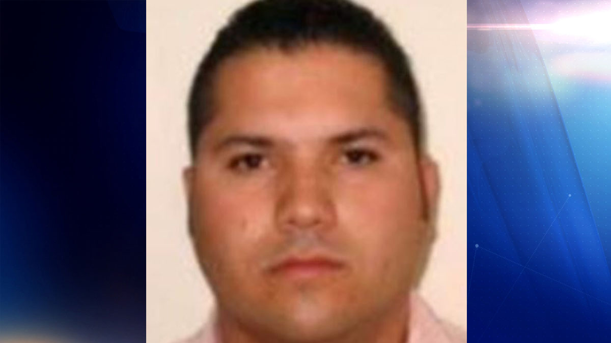 Ofrecen $5 millones por narcotraficante el “Chapo Isidro” – Telemundo ...