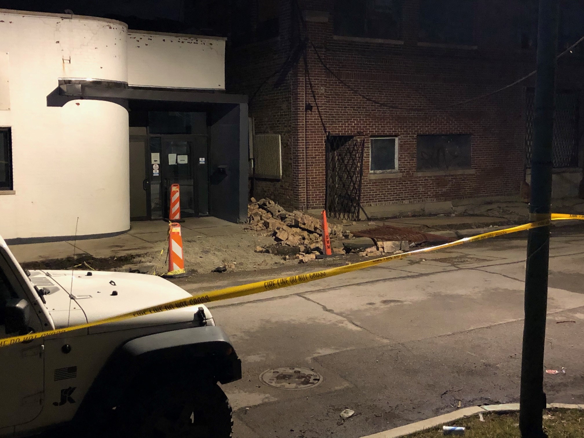 Fuertes vientos causan daños en áreas de Chicago – Telemundo Chicago