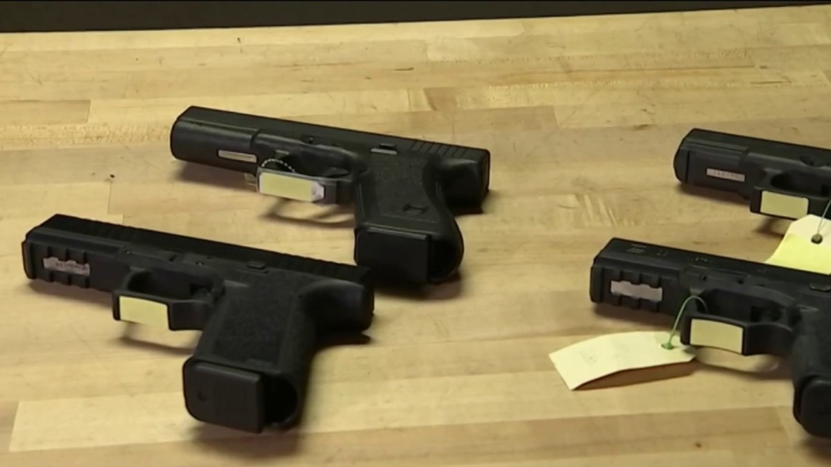 Fiscal General de Illinois pide al gobierno federal regular las ...