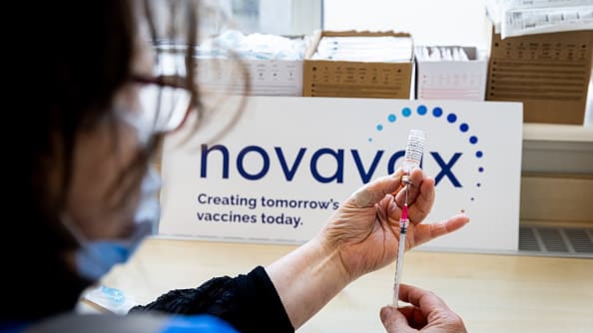 ¿Qué es Novavax? En qué se diferencia esta vacuna contra COVID-19 de ...
