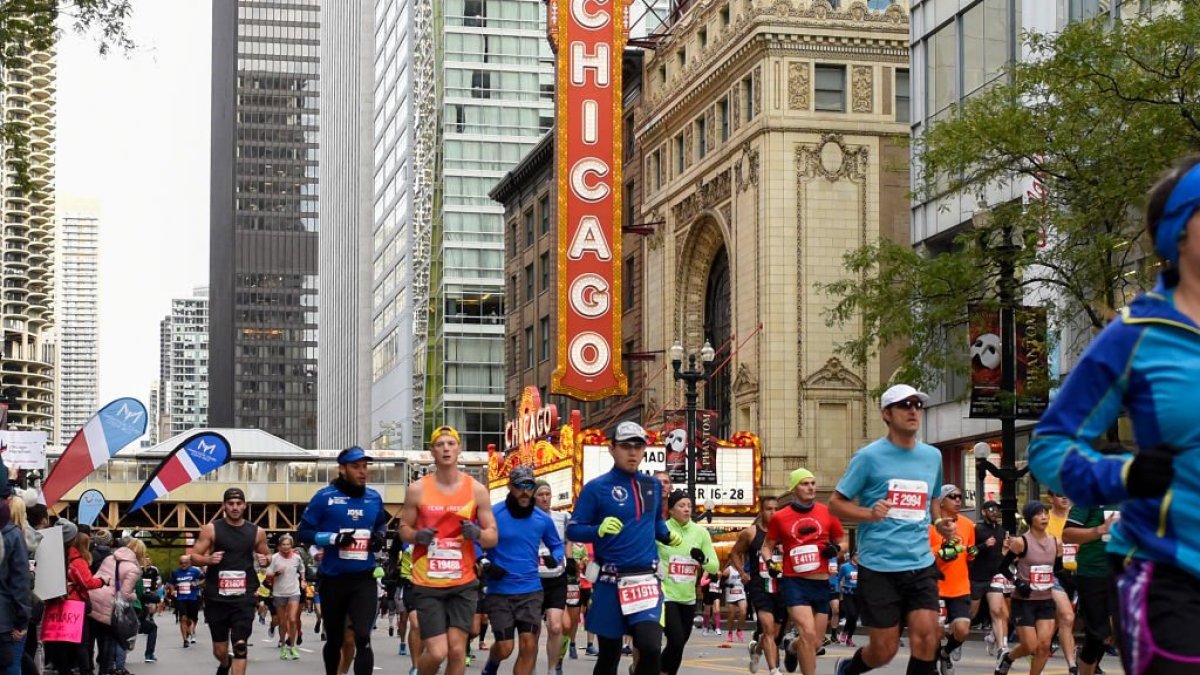 Corredora de élite del Chicago Bank of America Marathon 2022: Celestine ...