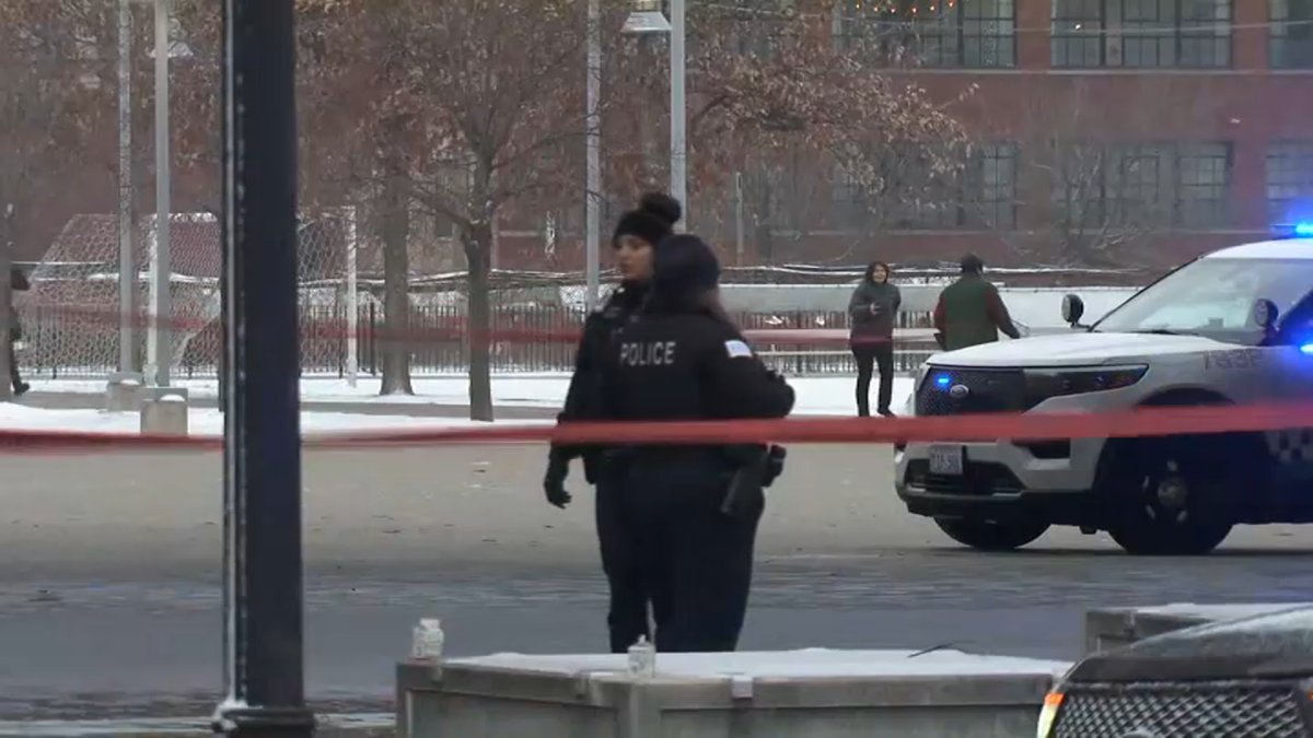 Exigen respuestas a CPS sobre mortal tiroteo frente a la preparatoria ...