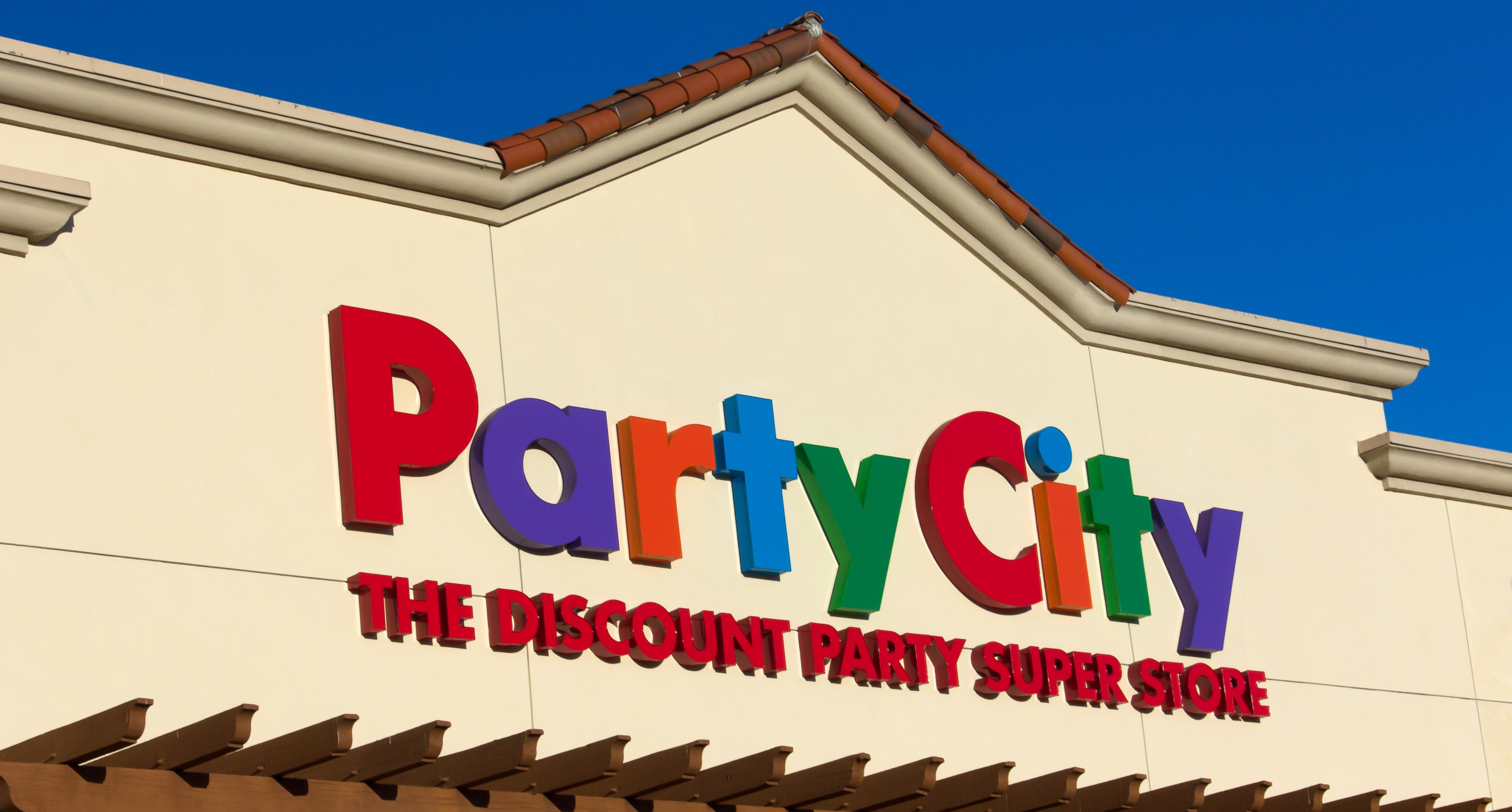 Reportan que Party City cerrara todas sus tiendas en EEUU Telemundo Chicago