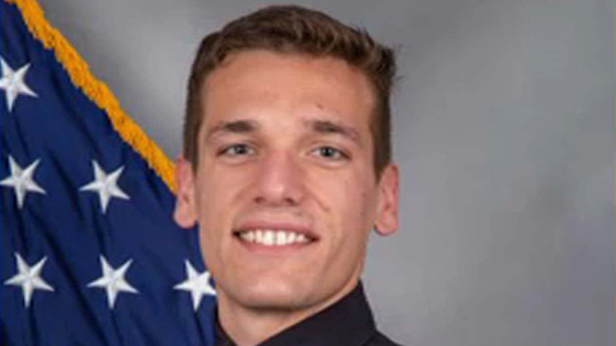 Oficial de Nashville que detuvo al autor del mortal tiroteo escolar es ...