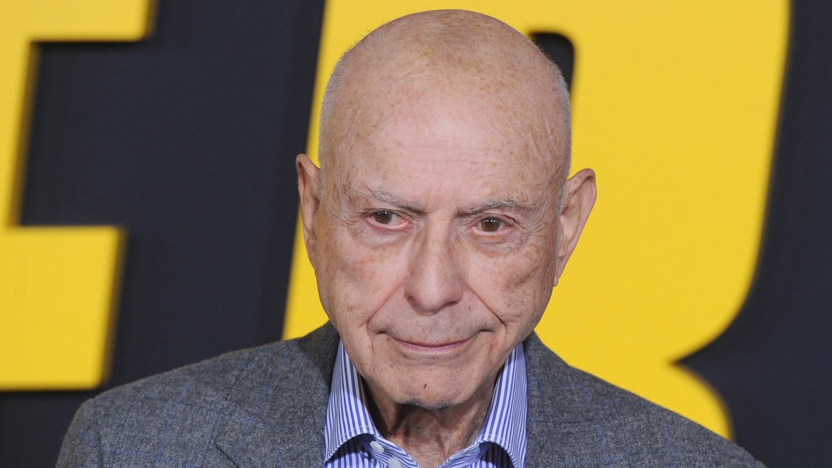 Muere Alan Arkin, ganador del Oscar y el abuelo en "Little Miss ...