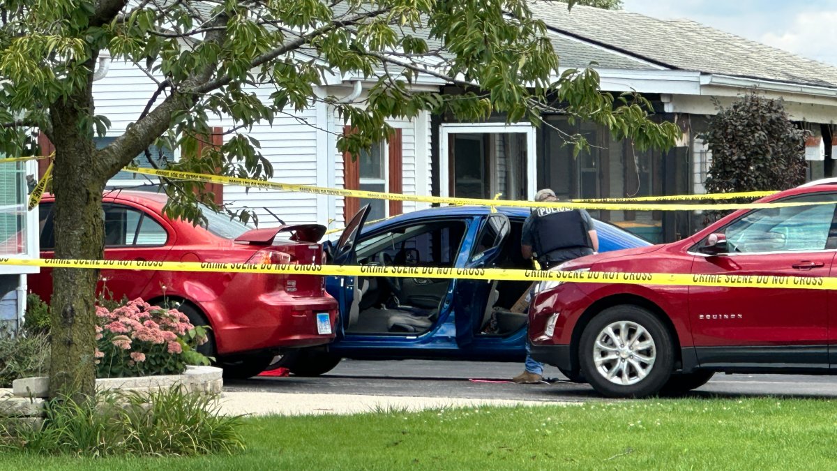 Escuela de Romeoville reacciona a asesinato de familia – Telemundo Chicago