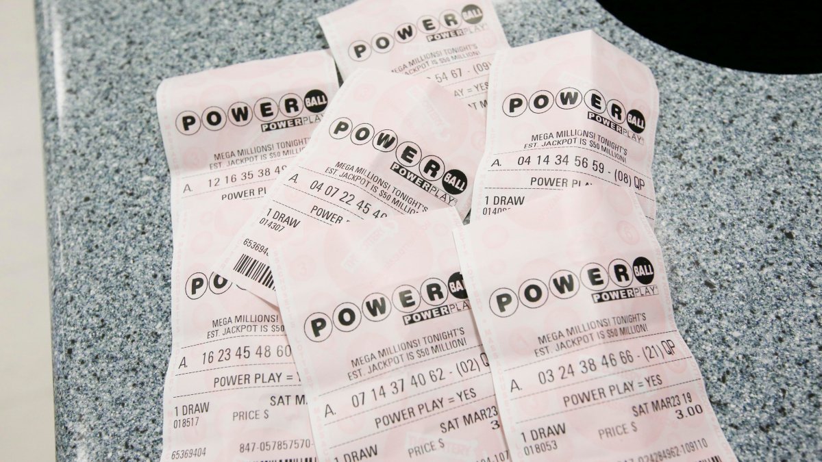 Dos jugadores en Illinois ganan boletos del Powerball de $1 millón ...