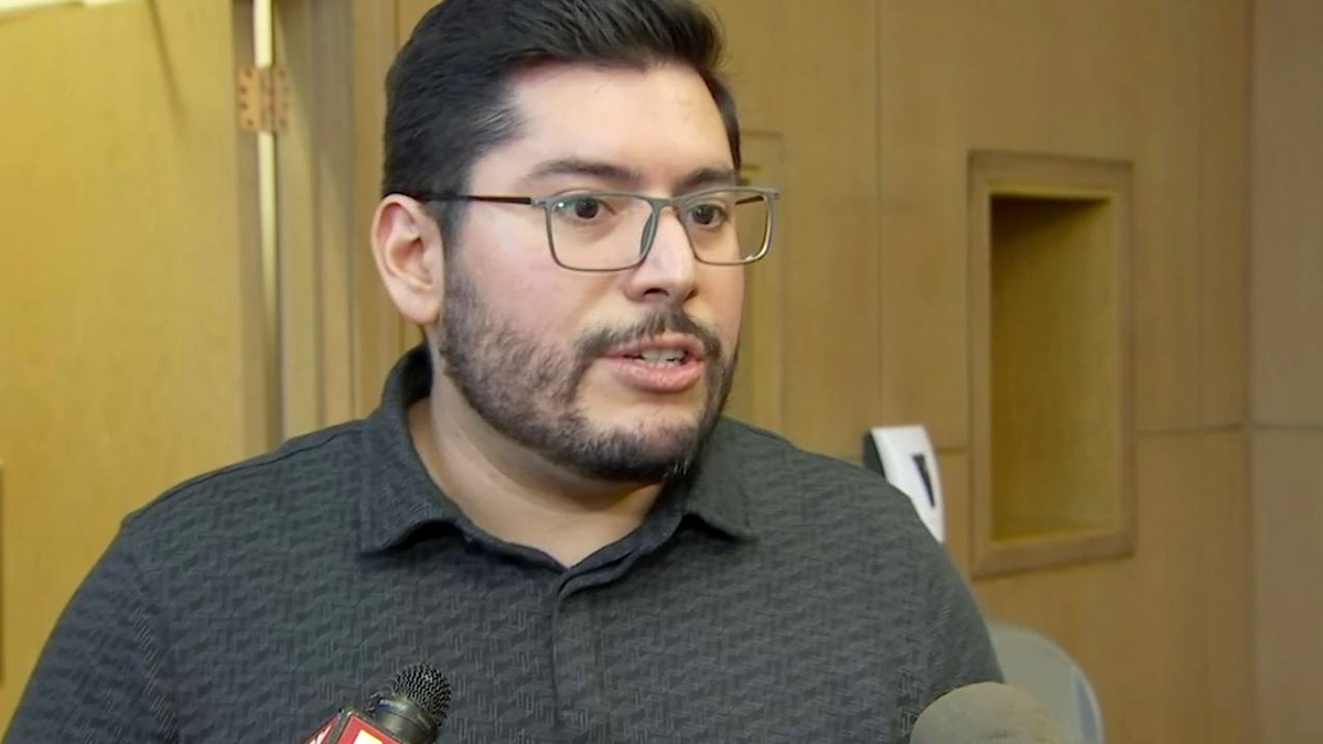 El concejal Ramírez Rosa renuncia como líder de la sala – Telemundo Chicago