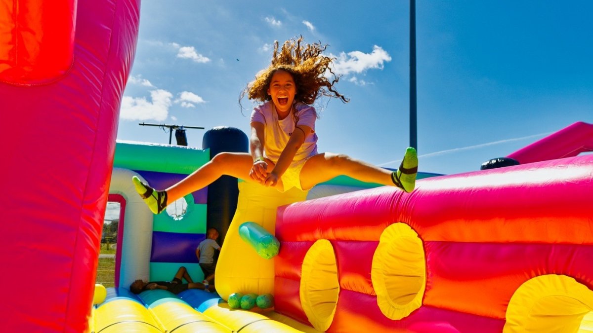 Llega Bounce the City, inflables gigantes al area de Chicago ...