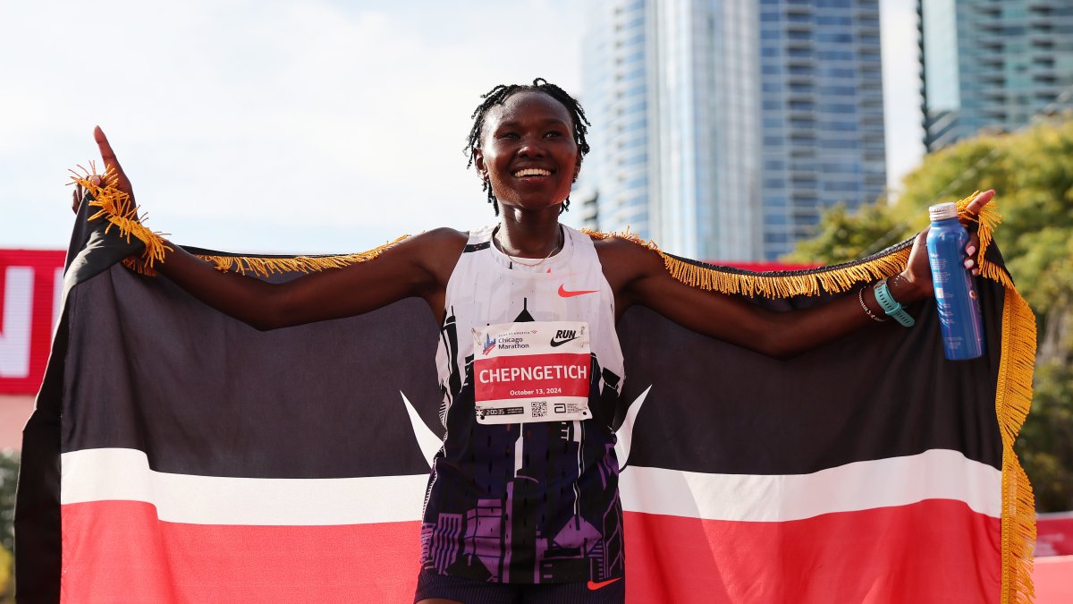 Ruth Chepngetich agradece a Dios tras gana el Maratón de Chicago ...