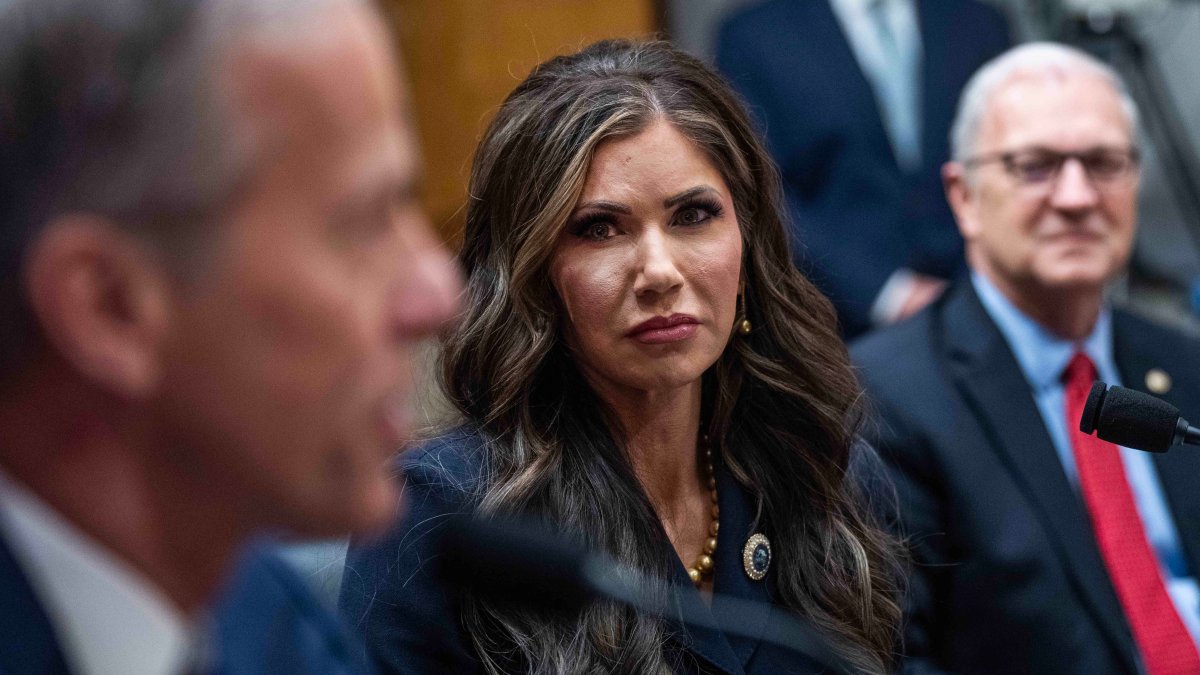 Gabinete de Trump: gobernadora Kristi Noem ante el Senado – Telemundo ...