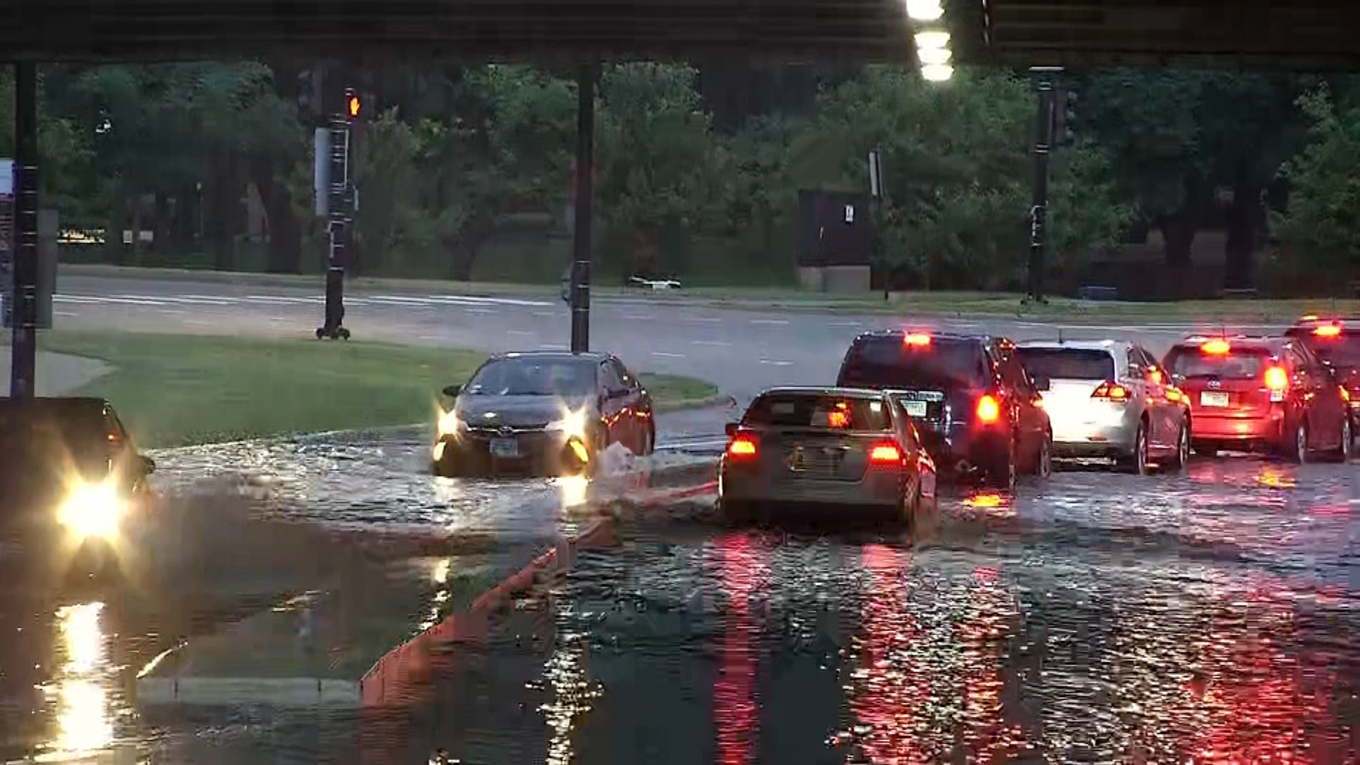 Amenaza de tiempo severo en Chicago: inudnaciones y granizo – Telemundo ...