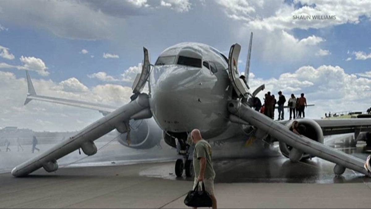 Evacúan avión en Denver tras problema con tren de aterrizaje ...