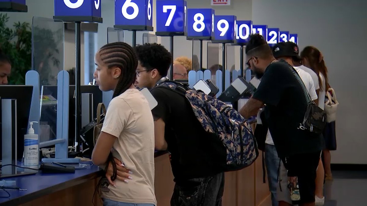 Cambios en el examen de conducir en DMV de Illinois – Telemundo Chicago