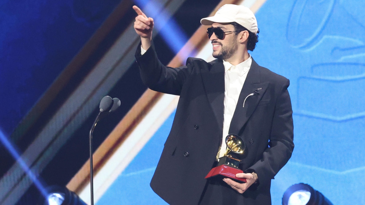 Bad Bunny gana el Latin Grammy por álbum del año – Telemundo Chicago