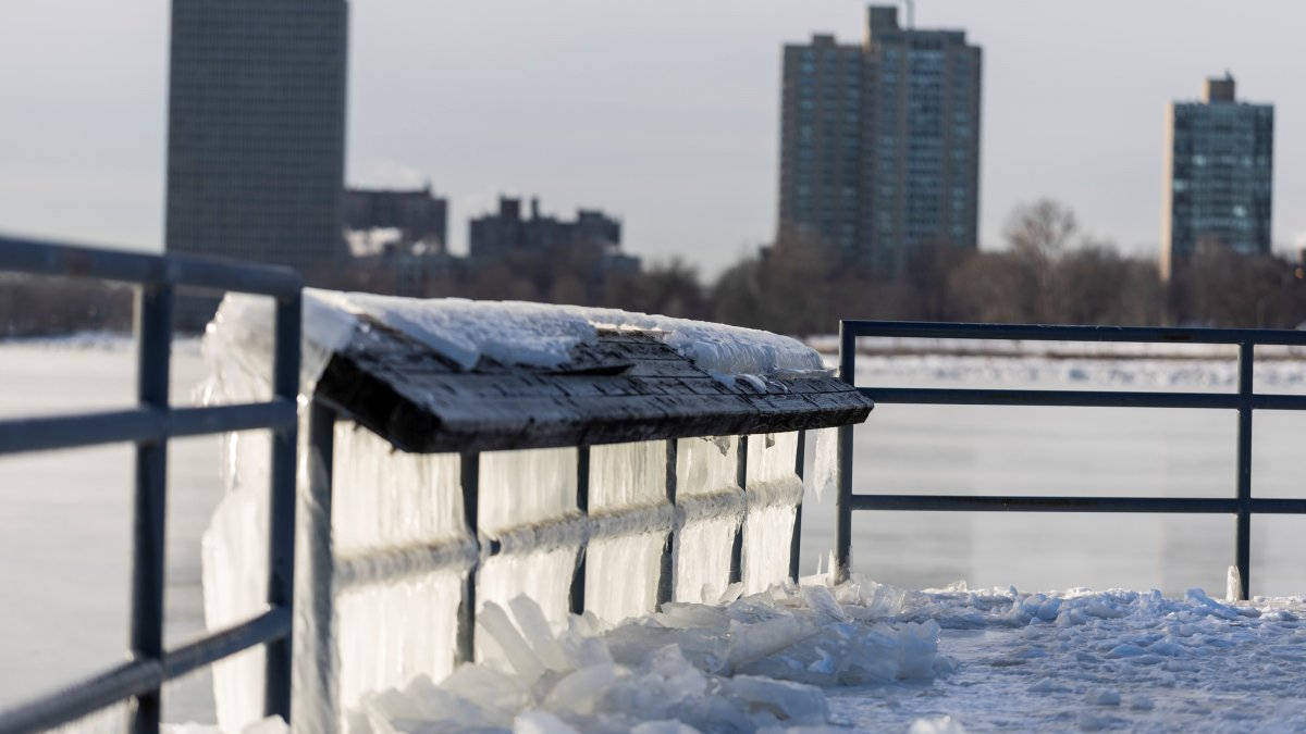 Cuándo llegarán el frío extremo y la nieve al área de Chicago ...