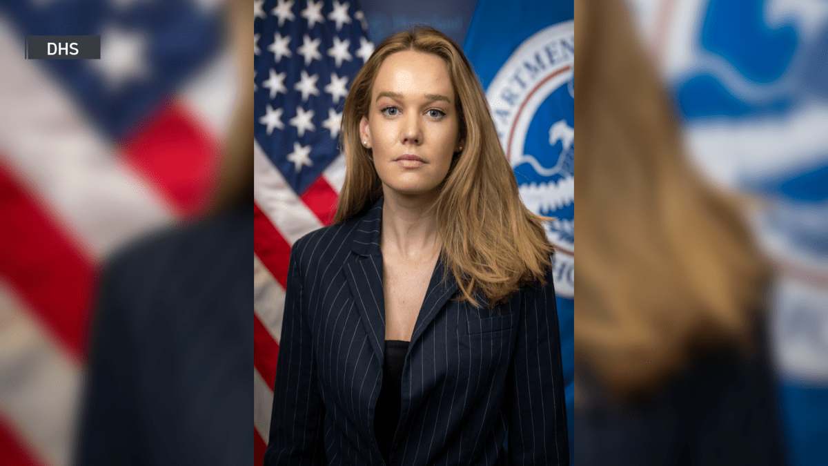 Renuncia Tricia McLaughlin, principal portavoz de DHS – Telemundo Chicago