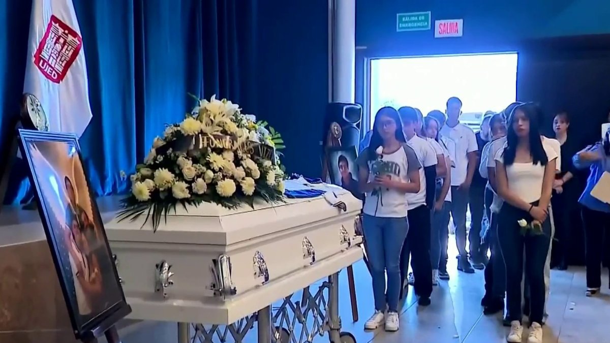 En medio de la tristeza, despiden a Kevin González con honores ...